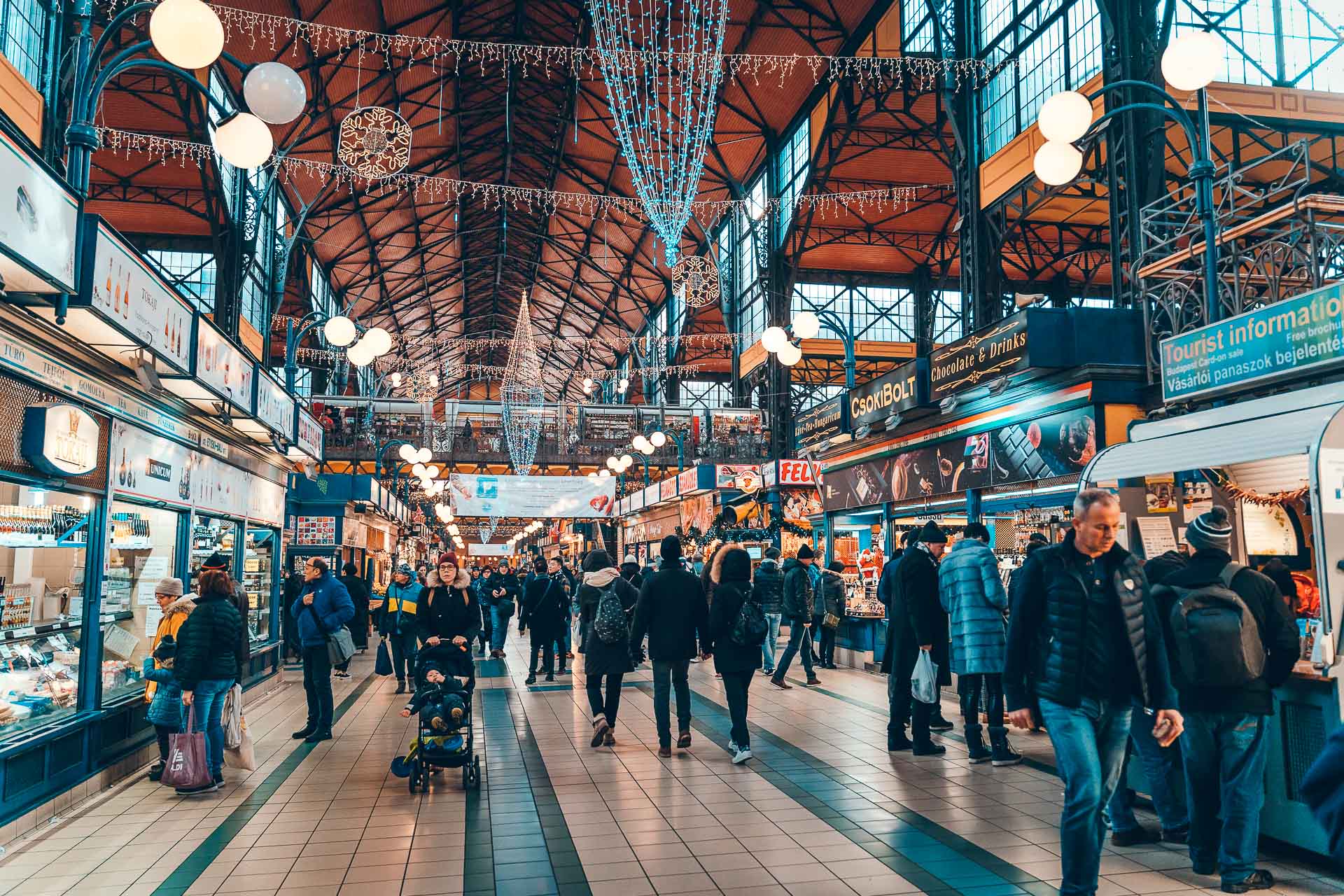 Budapest: itinerario a piedi, relax alle terme e tutte le app da ...